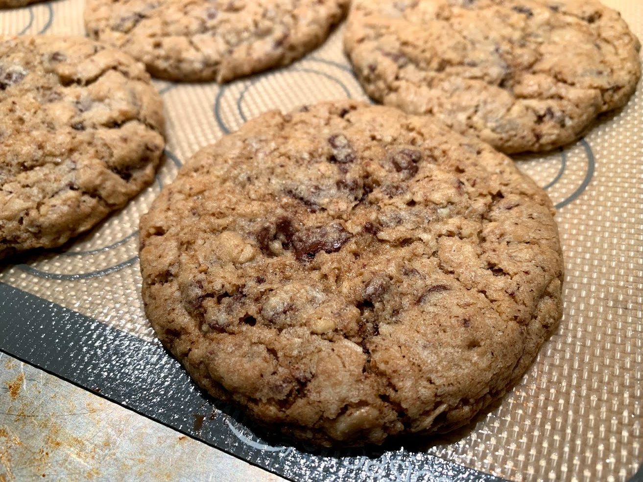 Miette chocolate chip-walnut cookies – lanielee.org
